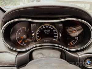Pelēks Jeep Grand Cherokee 2013 Rīga, ar dzinēja tilpumu 3.00 L un nobraukumu 0 tūkst. km par 7950 €, foto 11 vietnē AUTOMOTO.COM.LV