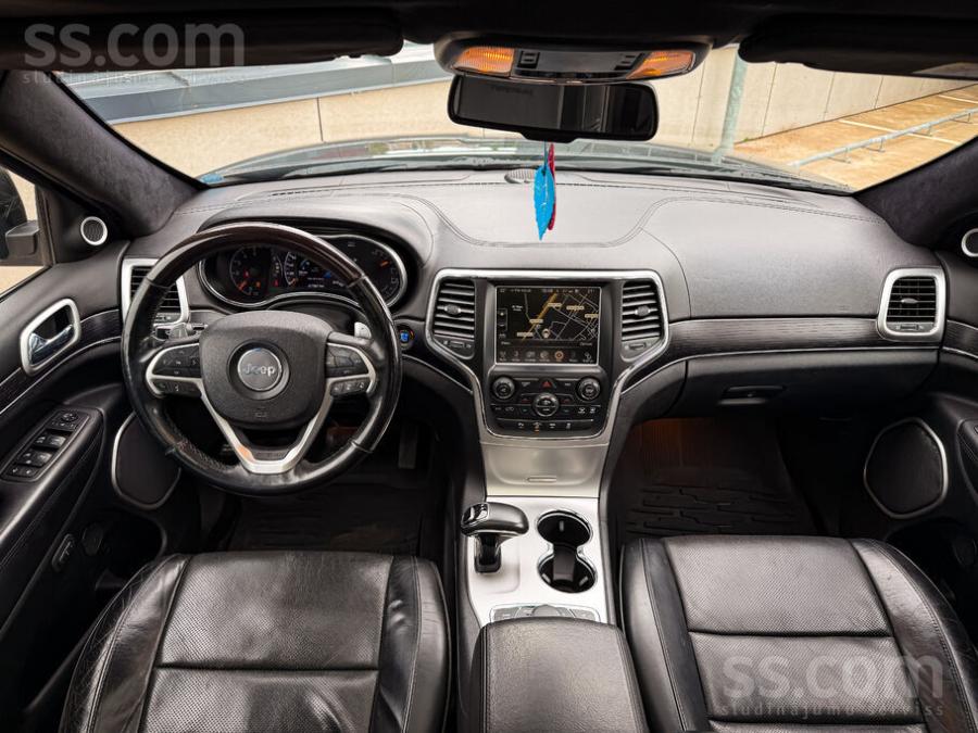 Pelēks Jeep Grand Cherokee 2013 Rīga, ar dzinēja tilpumu 3.00 L un nobraukumu 0 tūkst. km par 7950 €, foto 12 vietnē AUTOMOTO.COM.LV