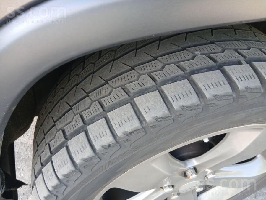 Pelēks Jeep Grand Cherokee 2013 Rīga, ar dzinēja tilpumu 3.00 L un nobraukumu 179 tūkst. km par 9500 €, foto 17 vietnē AUTOMOTO.COM.LV