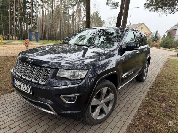 Grey Jeep Grand Cherokee 2014 in Utena, with an engine capacity of 3.00 L and mileage of 221 thousand km for 10700 €, photo 2 on AUTOMOTO.COM.LV