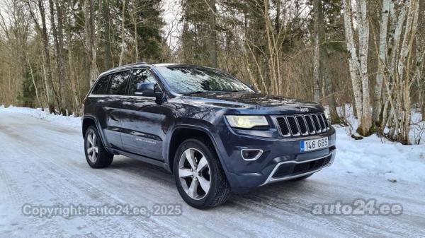Grey Jeep Grand Cherokee 2014 in Tallinn, with an engine capacity of 3.00 L and mileage of 319 thousand km for 11950 €, photo 3 on AUTOMOTO.COM.LV