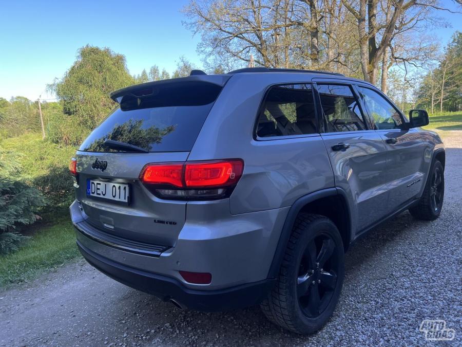 Grey Jeep Grand Cherokee 2014 in Klaipeda, with an engine capacity of 3.00 L and mileage of 213 thousand km for 14500 €, photo 4 on AUTOMOTO.COM.LV