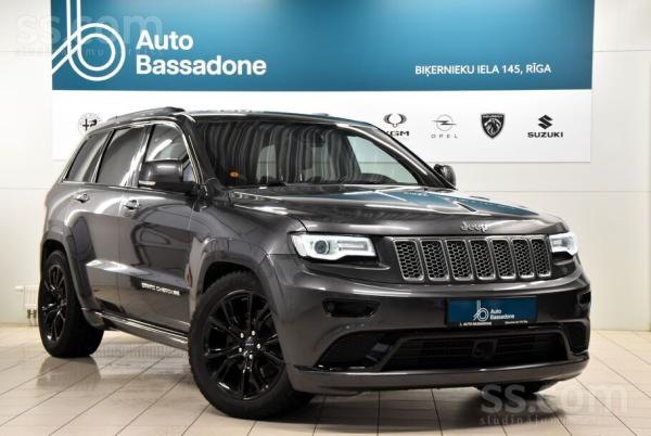 Grey Jeep Grand Cherokee 2014 in Riga, with an engine capacity of 3.00 L and mileage of 107 thousand km for 16990 €, photo 3 on AUTOMOTO.COM.LV