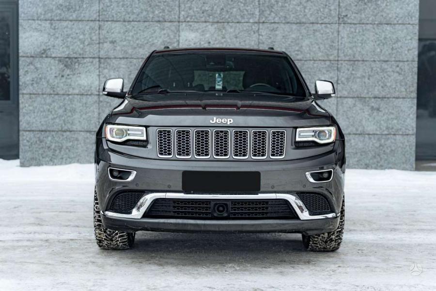 Pelēks Jeep Grand Cherokee 2014 Klaipėda, ar dzinēja tilpumu 5.65 L un nobraukumu 148 tūkst. km par 16900 €, foto 1 vietnē AUTOMOTO.COM.LV