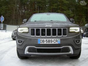 Pelēks Jeep Grand Cherokee 2014 Viļņa, ar dzinēja tilpumu 3.00 L un nobraukumu 218 tūkst. km par 11699 €, foto 2 vietnē AUTOMOTO.COM.LV