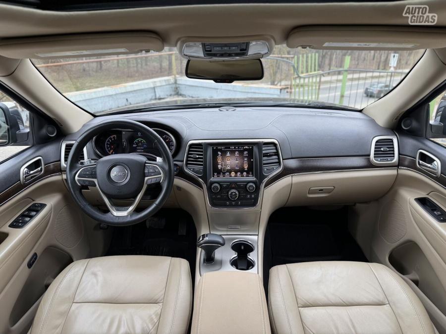 Pelēks Jeep Grand Cherokee 2014 Viļņa, ar dzinēja tilpumu 5.70 L un nobraukumu 143 tūkst. km par 15500 €, foto 19 vietnē AUTOMOTO.COM.LV