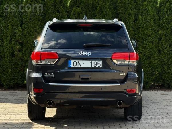 Pelēks Jeep Grand Cherokee 2014 Jelgava, ar dzinēja tilpumu 3.00 L un nobraukumu 0 tūkst. km par 13900 €, foto 4 vietnē AUTOMOTO.COM.LV