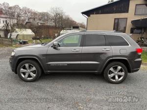 Grey Jeep Grand Cherokee 2014 in Tallinn, with an engine capacity of 3.00 L and mileage of 172 thousand km for 14800 €, photo 5 on AUTOMOTO.COM.LV