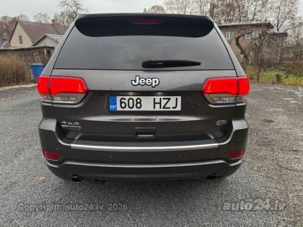 Grey Jeep Grand Cherokee 2014 in Tallinn, with an engine capacity of 3.00 L and mileage of 172 thousand km for 14800 €, photo 8 on AUTOMOTO.COM.LV