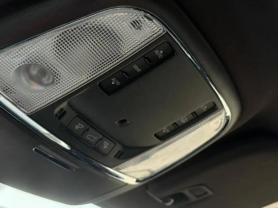 Pelēks Jeep Grand Cherokee 2014 Jelgava, ar dzinēja tilpumu 3.00 L un nobraukumu 214 tūkst. km par 13900 €, foto 32 vietnē AUTOMOTO.COM.LV