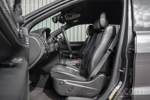 Pelēks Jeep Grand Cherokee 2014 Talsi, ar dzinēja tilpumu 3.00 L un nobraukumu 182 tūkst. km par 13950 €, foto 9 vietnē AUTOMOTO.COM.LV