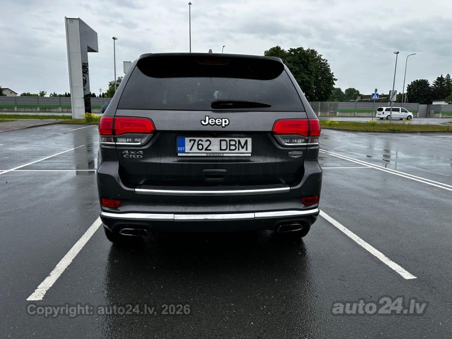 Pelēks Jeep Grand Cherokee 2014 Tallina, ar dzinēja tilpumu 3.00 L un nobraukumu 350 tūkst. km par 9000 €, foto 7 vietnē AUTOMOTO.COM.LV