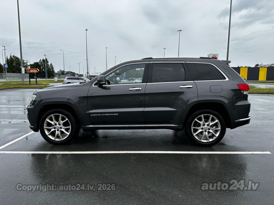 Pelēks Jeep Grand Cherokee 2014 Tallina, ar dzinēja tilpumu 3.00 L un nobraukumu 350 tūkst. km par 9000 €, foto 10 vietnē AUTOMOTO.COM.LV