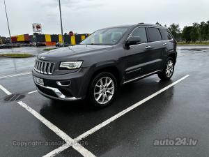 Pelēks Jeep Grand Cherokee 2014 Tallina, ar dzinēja tilpumu 3.00 L un nobraukumu 350 tūkst. km par 9000 €, foto 13 vietnē AUTOMOTO.COM.LV
