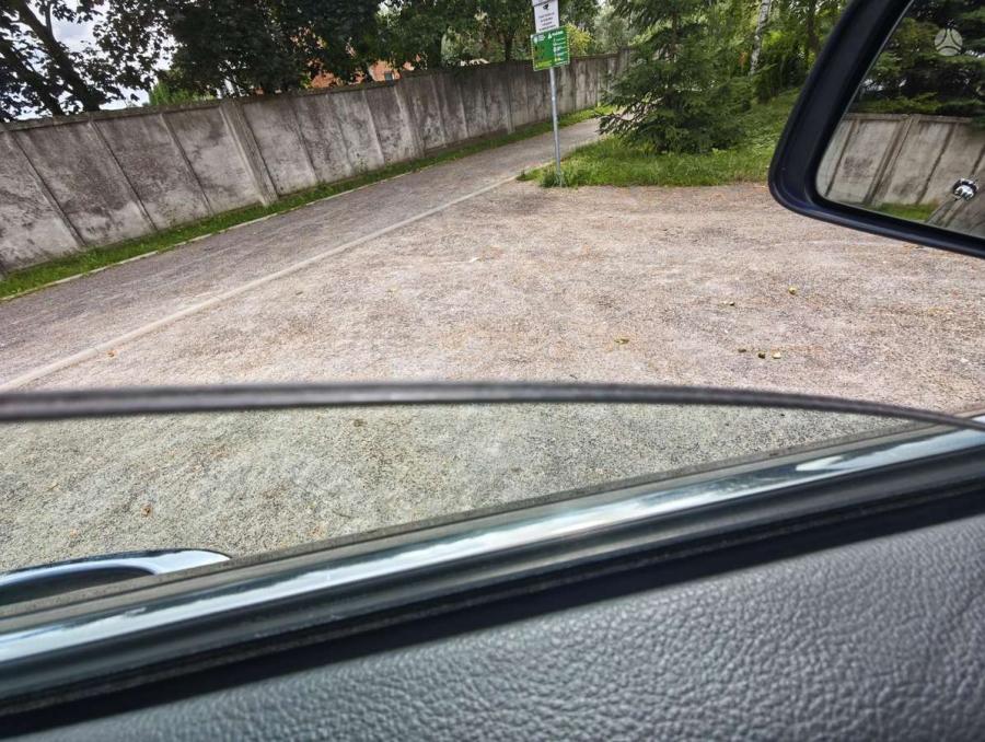 Pelēks Jeep Grand Cherokee 2014 Kauņa, ar dzinēja tilpumu 3.60 L un nobraukumu 198 tūkst. km par 12500 €, foto 24 vietnē AUTOMOTO.COM.LV