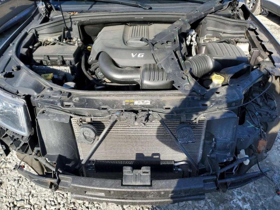 Pelēks Jeep Grand Cherokee 2014 Kauņa, ar dzinēja tilpumu 3.60 L un nobraukumu 198 tūkst. km par 12500 €, foto 37 vietnē AUTOMOTO.COM.LV