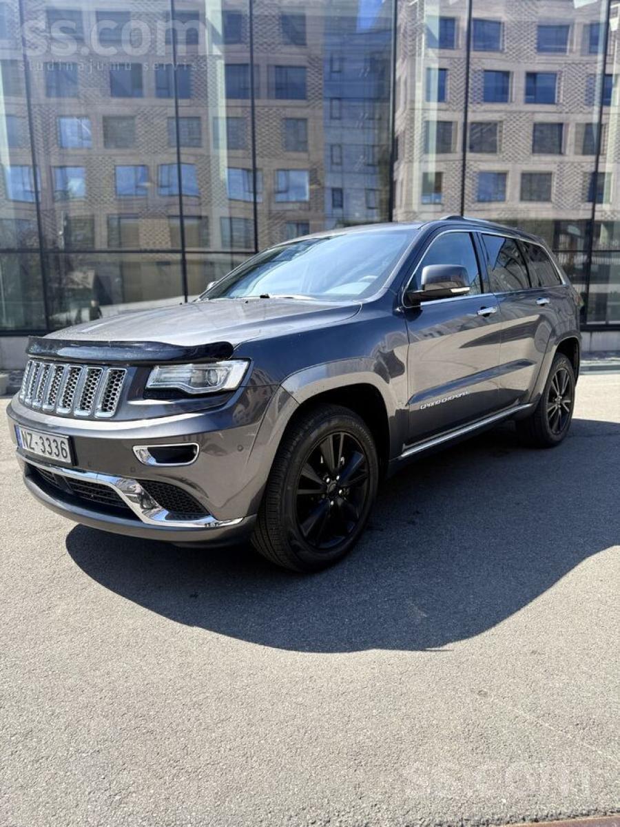 Pelēks Jeep Grand Cherokee 2014 Rīga, ar dzinēja tilpumu 3.00 L un nobraukumu 212 tūkst. km par 14200 €, foto 1 vietnē AUTOMOTO.COM.LV