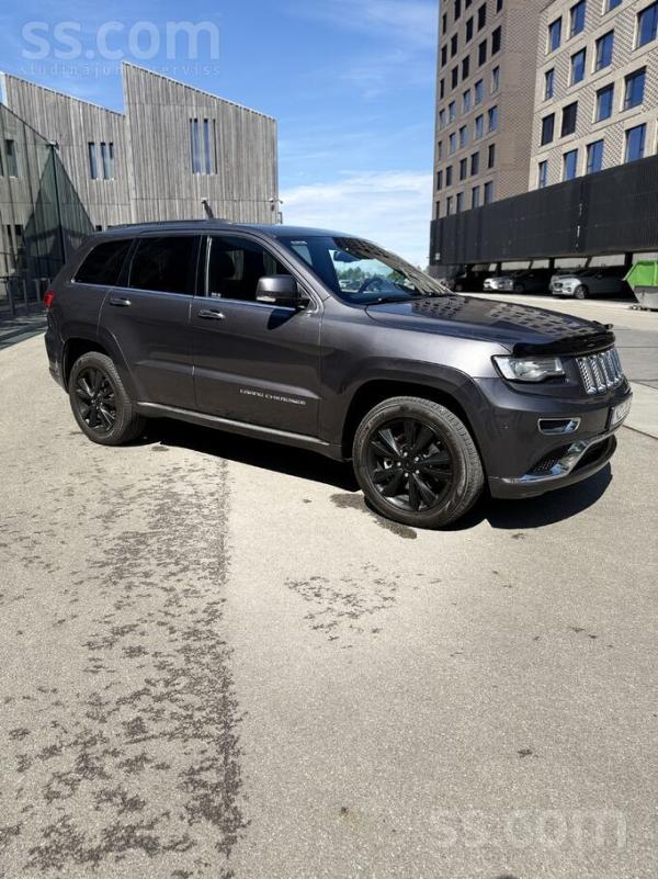 Pelēks Jeep Grand Cherokee 2014 Rīga, ar dzinēja tilpumu 3.00 L un nobraukumu 212 tūkst. km par 14200 €, foto 6 vietnē AUTOMOTO.COM.LV