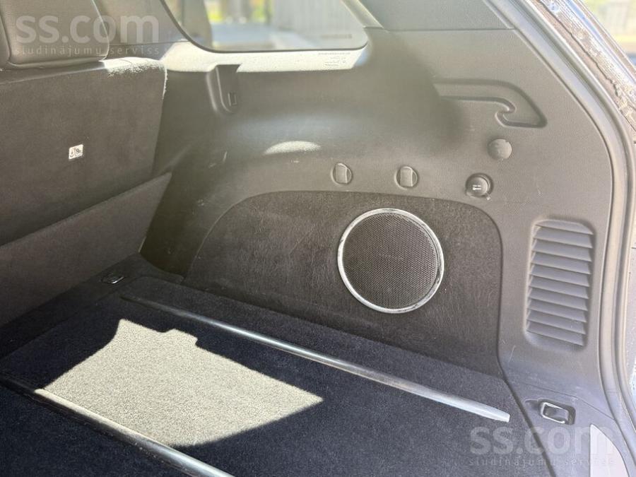 Pelēks Jeep Grand Cherokee 2014 Rīga, ar dzinēja tilpumu 3.00 L un nobraukumu 212 tūkst. km par 14200 €, foto 12 vietnē AUTOMOTO.COM.LV