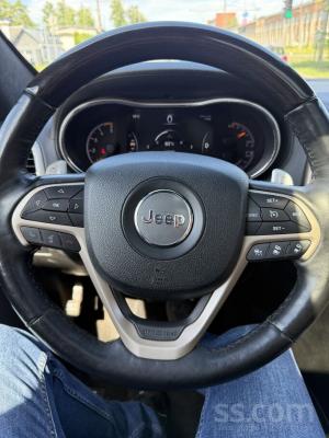 Pelēks Jeep Grand Cherokee 2014 Rīga, ar dzinēja tilpumu 3.00 L un nobraukumu 212 tūkst. km par 14200 €, foto 21 vietnē AUTOMOTO.COM.LV