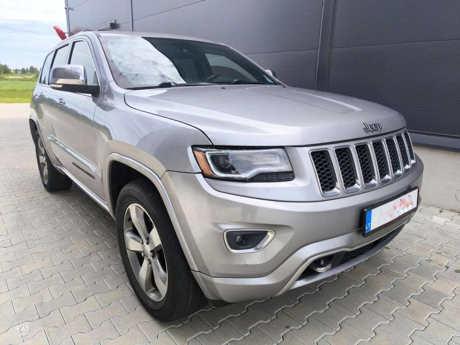 Pelēks Jeep Grand Cherokee 2014 Šauļi, ar dzinēja tilpumu 3.60 L un nobraukumu 264 tūkst. km par 7900 €, foto 4 vietnē AUTOMOTO.COM.LV