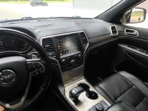 Pelēks Jeep Grand Cherokee 2014 Šauļi, ar dzinēja tilpumu 3.60 L un nobraukumu 264 tūkst. km par 7900 €, foto 14 vietnē AUTOMOTO.COM.LV