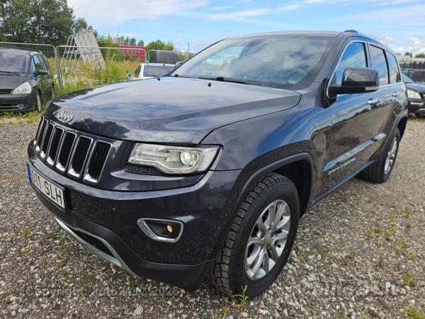 Grey Jeep Grand Cherokee 2014 in Tartu, with an engine capacity of 3.00 L and mileage of 276 thousand km for 11290 €, photo 1 on AUTOMOTO.COM.LV
