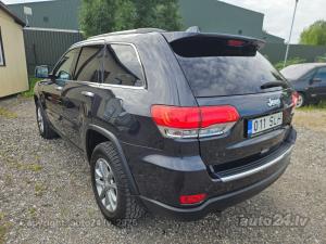 Pelēks Jeep Grand Cherokee 2014 Tartu, ar dzinēja tilpumu 3.00 L un nobraukumu 276 tūkst. km par 11290 €, foto 6 vietnē AUTOMOTO.COM.LV