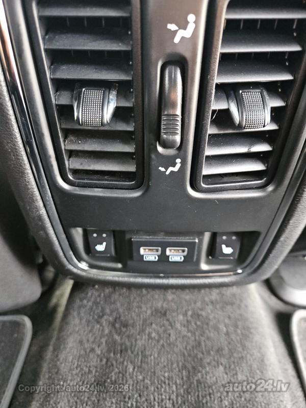 Grey Jeep Grand Cherokee 2014 in Tartu, with an engine capacity of 3.00 L and mileage of 276 thousand km for 11290 €, photo 10 on AUTOMOTO.COM.LV