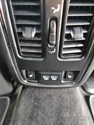 Pelēks Jeep Grand Cherokee 2014 Tartu, ar dzinēja tilpumu 3.00 L un nobraukumu 276 tūkst. km par 11290 €, foto 11 vietnē AUTOMOTO.COM.LV