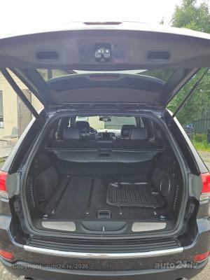 Pelēks Jeep Grand Cherokee 2014 Tartu, ar dzinēja tilpumu 3.00 L un nobraukumu 276 tūkst. km par 11290 €, foto 12 vietnē AUTOMOTO.COM.LV