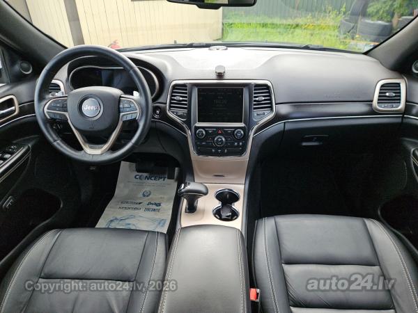 Pelēks Jeep Grand Cherokee 2014 Tartu, ar dzinēja tilpumu 3.00 L un nobraukumu 276 tūkst. km par 11290 €, foto 7 vietnē AUTOMOTO.COM.LV