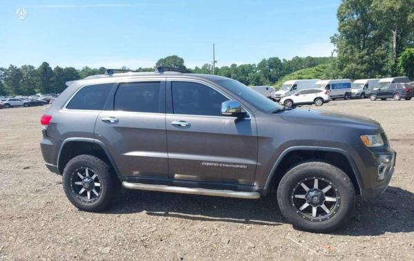 Pelēks Jeep Grand Cherokee 2014 Klaipėda, ar dzinēja tilpumu 5.65 L un nobraukumu 281 tūkst. km par 6750 €, foto 8 vietnē AUTOMOTO.COM.LV