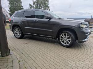 Pelēks Jeep Grand Cherokee 2014 Ogre, ar dzinēja tilpumu 3.00 L un nobraukumu 347 tūkst. km par 13000 €, foto 6 vietnē AUTOMOTO.COM.LV