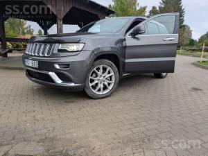 Pelēks Jeep Grand Cherokee 2014 Ogre, ar dzinēja tilpumu 3.00 L un nobraukumu 347 tūkst. km par 13000 €, foto 9 vietnē AUTOMOTO.COM.LV