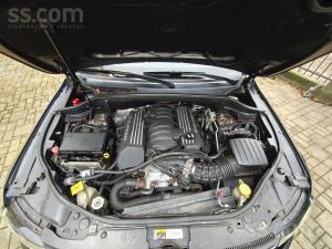 Grey Jeep Grand Cherokee 2014 in Riga, with an engine capacity of 6.40 L and mileage of 232 thousand km for 23500 €, photo 19 on AUTOMOTO.COM.LV