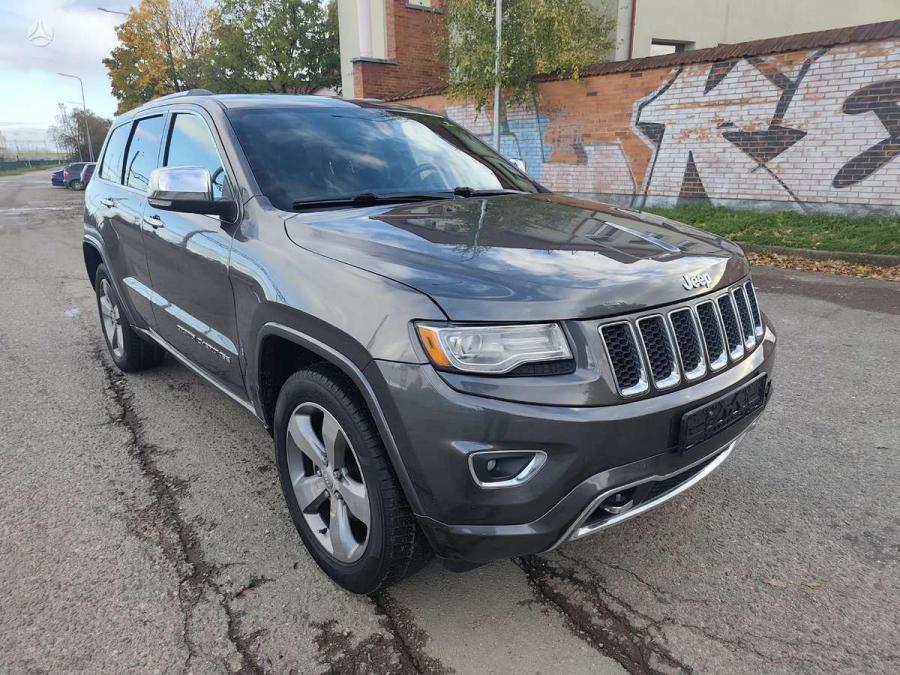 Pelēks Jeep Grand Cherokee 2014 Šauļi, ar dzinēja tilpumu 3.60 L un nobraukumu 208 tūkst. km par 11300 €, foto 3 vietnē AUTOMOTO.COM.LV