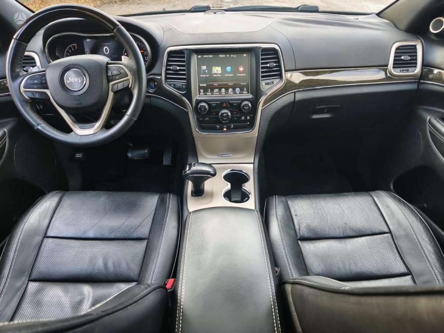 Pelēks Jeep Grand Cherokee 2014 Šauļi, ar dzinēja tilpumu 3.60 L un nobraukumu 208 tūkst. km par 11300 €, foto 9 vietnē AUTOMOTO.COM.LV