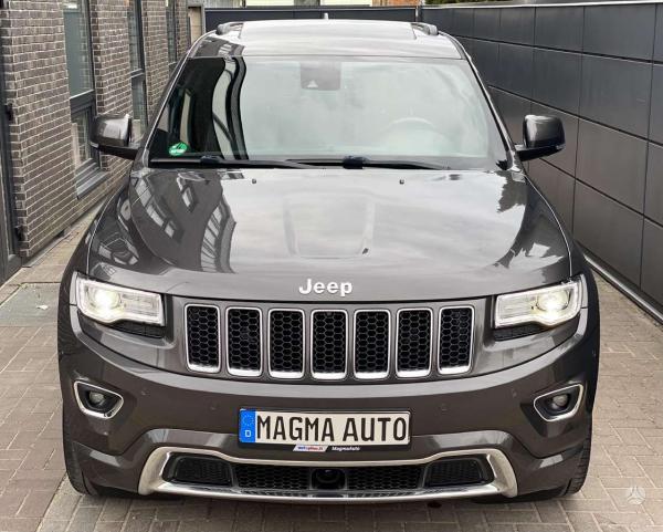 Pelēks Jeep Grand Cherokee 2015 Marijampole, ar dzinēja tilpumu 2.99 L un nobraukumu 91 tūkst. km par 17999 €, foto 3 vietnē AUTOMOTO.COM.LV