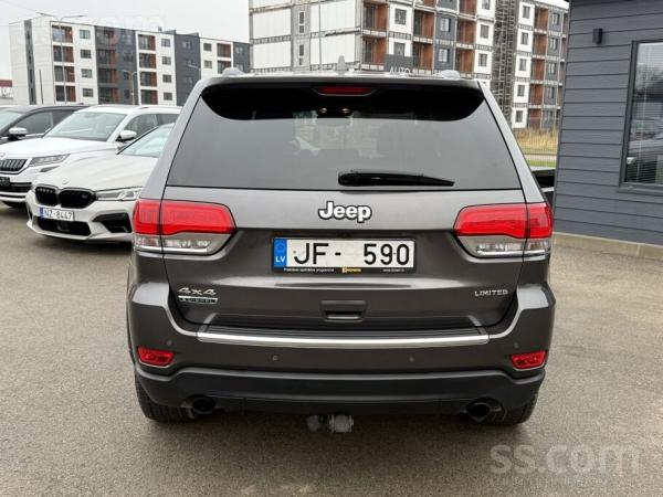 Pelēks Jeep Grand Cherokee 2015 Jelgava, ar dzinēja tilpumu 3.00 L un nobraukumu 0 tūkst. km par 11750 €, foto 6 vietnē AUTOMOTO.COM.LV