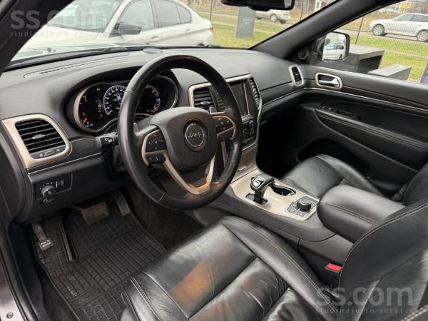Pelēks Jeep Grand Cherokee 2015 Jelgava, ar dzinēja tilpumu 3.00 L un nobraukumu 0 tūkst. km par 11750 €, foto 7 vietnē AUTOMOTO.COM.LV