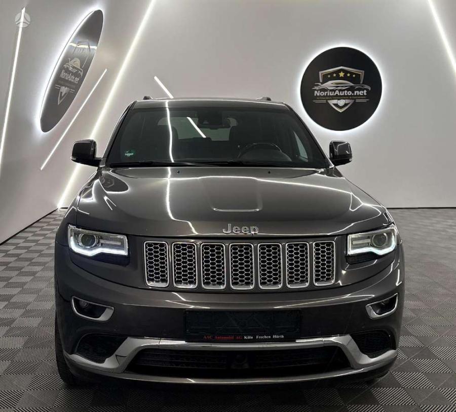 Grey Jeep Grand Cherokee 2015 in Marijampole, with an engine capacity of 2.99 L and mileage of 156 thousand km for 10999 €, photo 30 on AUTOMOTO.COM.LV