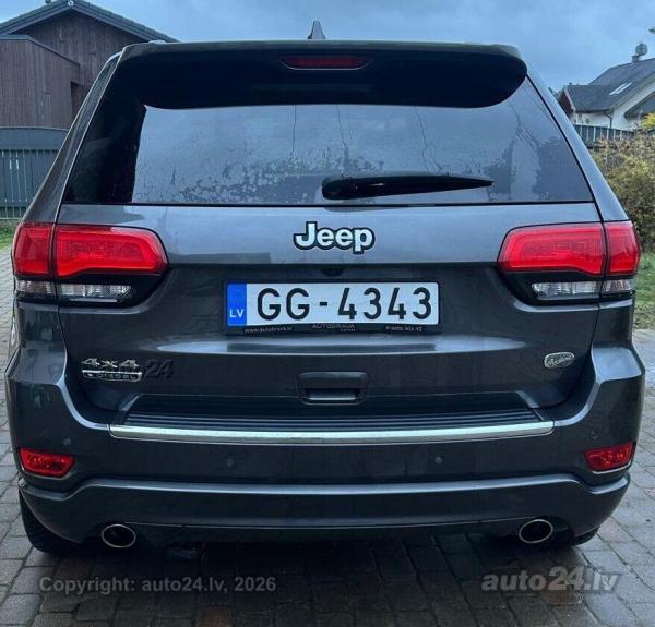 Grey Jeep Grand Cherokee 2015 in Riga, with an engine capacity of 3.00 L and mileage of 120 thousand km for 15550 €, photo 5 on AUTOMOTO.COM.LV