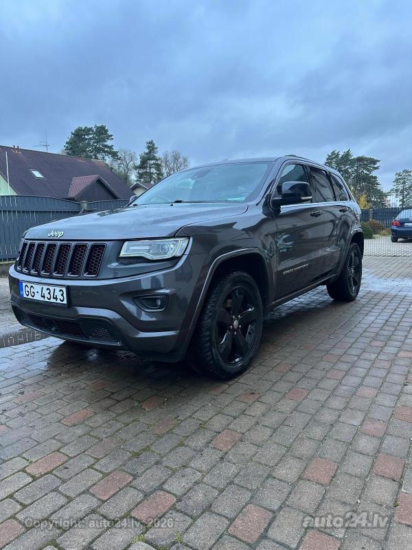 Grey Jeep Grand Cherokee 2015 in Riga, with an engine capacity of 3.00 L and mileage of 120 thousand km for 15550 €, photo 7 on AUTOMOTO.COM.LV