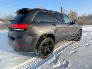 Grey Jeep Grand Cherokee 2015 in Siauliai, with an engine capacity of 3.60 L and mileage of 167 thousand km for 15800 €, photo 8 on AUTOMOTO.COM.LV