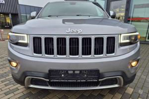 Grey Jeep Grand Cherokee 2015 in Siauliai, with an engine capacity of 3.60 L and mileage of 230 thousand km for 12600 €, photo 3 on AUTOMOTO.COM.LV
