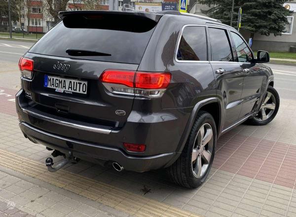 Pelēks Jeep Grand Cherokee 2015 Marijampole, ar dzinēja tilpumu 2.99 L un nobraukumu 91 tūkst. km par 17999 €, foto 4 vietnē AUTOMOTO.COM.LV