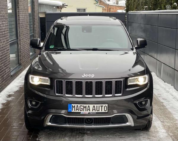 Grey Jeep Grand Cherokee 2015 in Marijampole, with an engine capacity of 2.99 L and mileage of 92 thousand km for 17650 €, photo 3 on AUTOMOTO.COM.LV