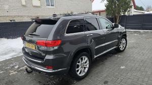Pelēks Jeep Grand Cherokee 2015 Palanga, ar dzinēja tilpumu 2.99 L un nobraukumu 207 tūkst. km par 9800 €, foto 3 vietnē AUTOMOTO.COM.LV