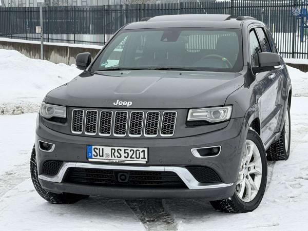 Grey Jeep Grand Cherokee 2015 in Jonava, with an engine capacity of 2.99 L and mileage of 240 thousand km for 11700 €, photo 1 on AUTOMOTO.COM.LV